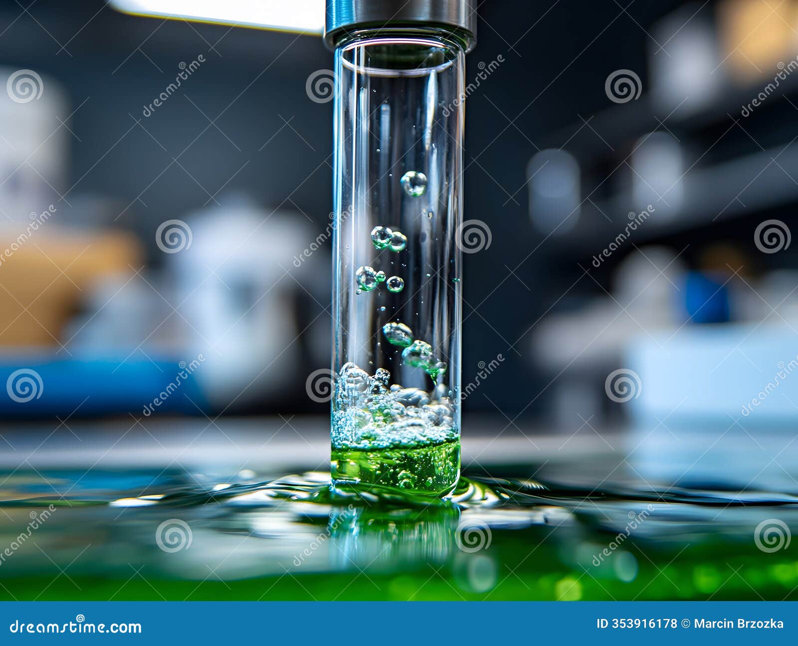 "Sleek Ampoule with Liquid Content: a Modern Design" Stock Illustration ...