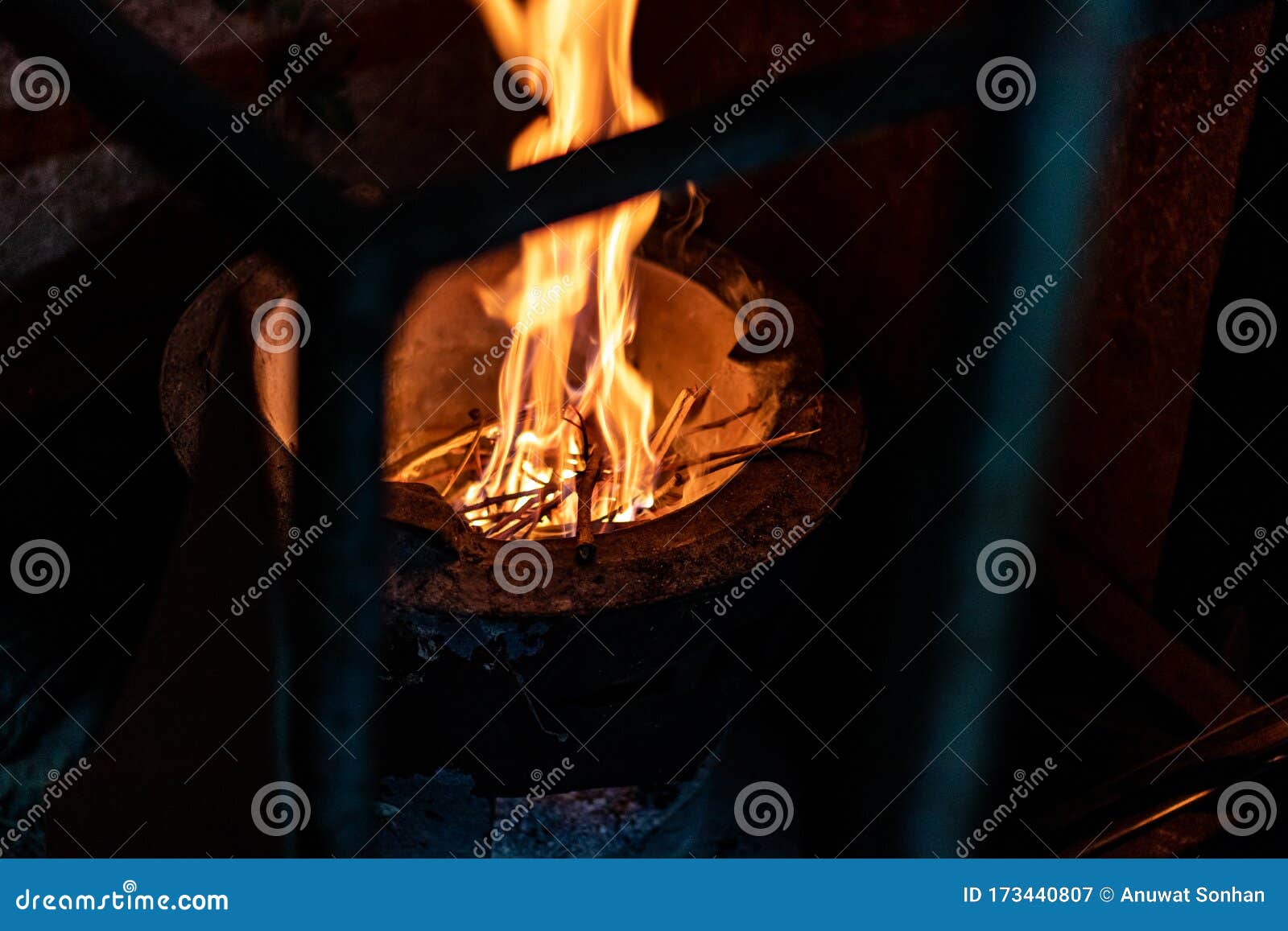 An Ancient Stove With A Kettle And A Frying Pan In An American House ...