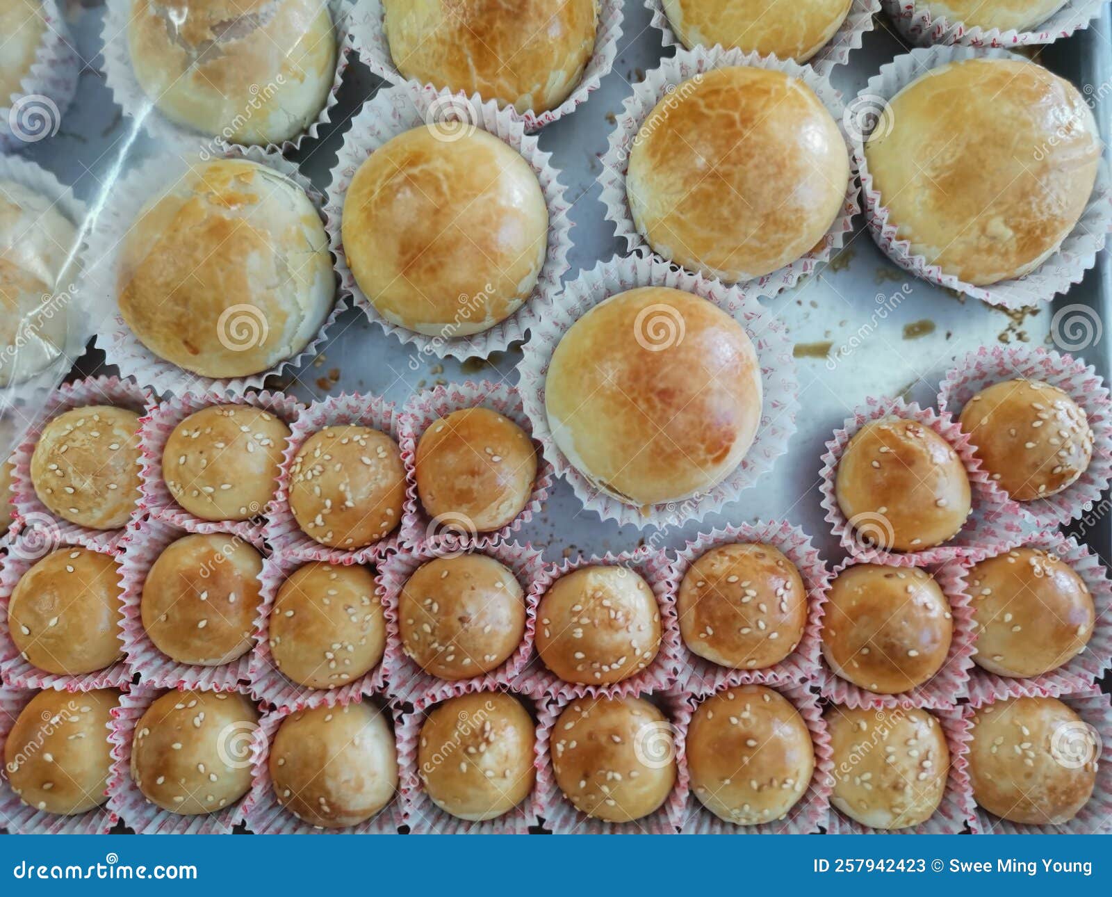 Many Pieces of Tau Sar Piah on the Tray Stock Image - Image of ...