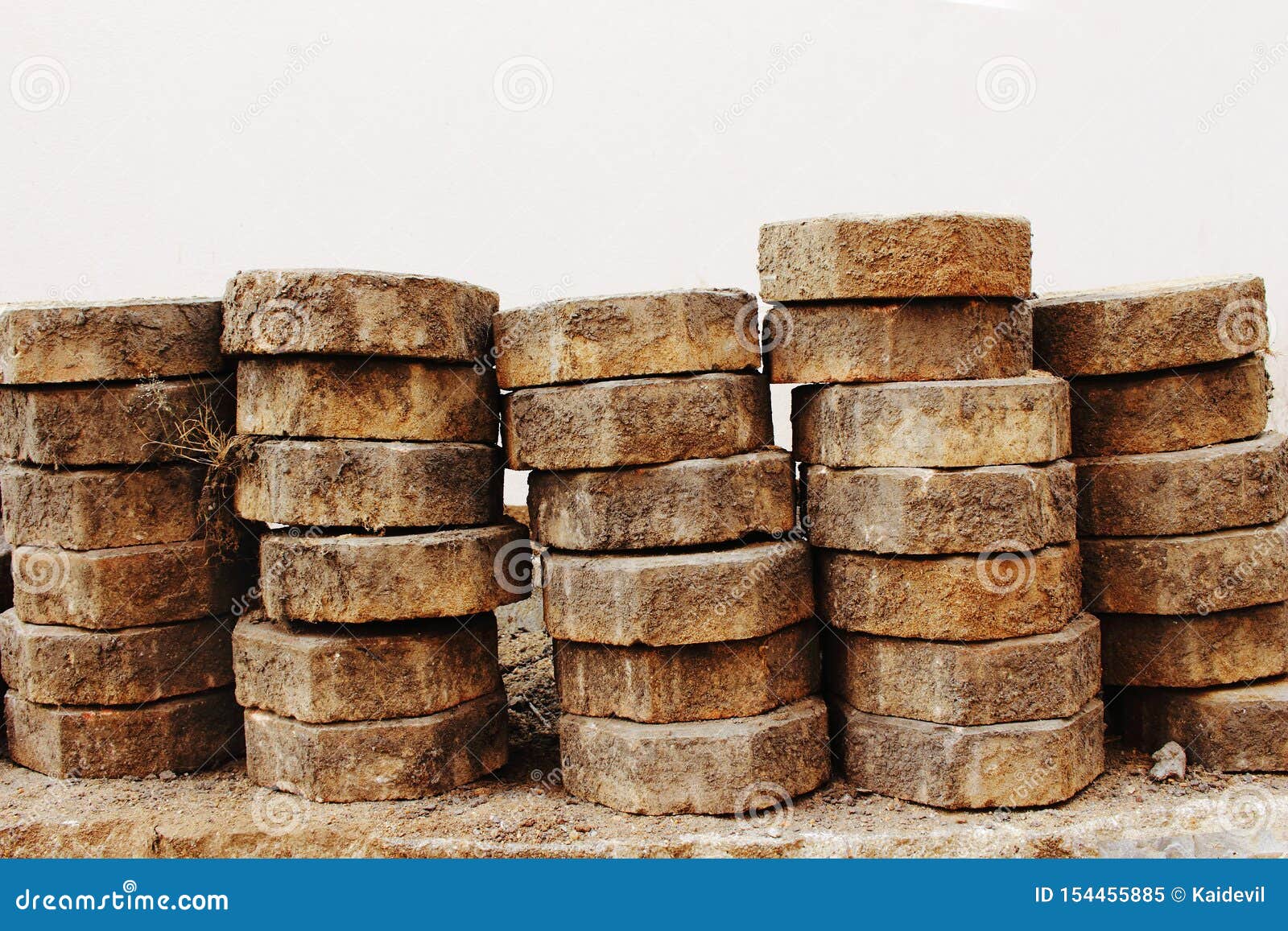 Stacking circle bricks stock image. Image of round, pile - 154455885