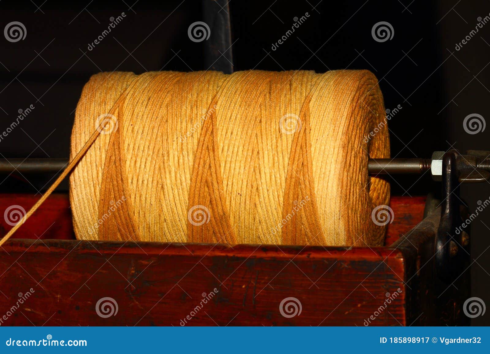 Spool of wool stock image. Image of yarn, wool, sewing - 185898917