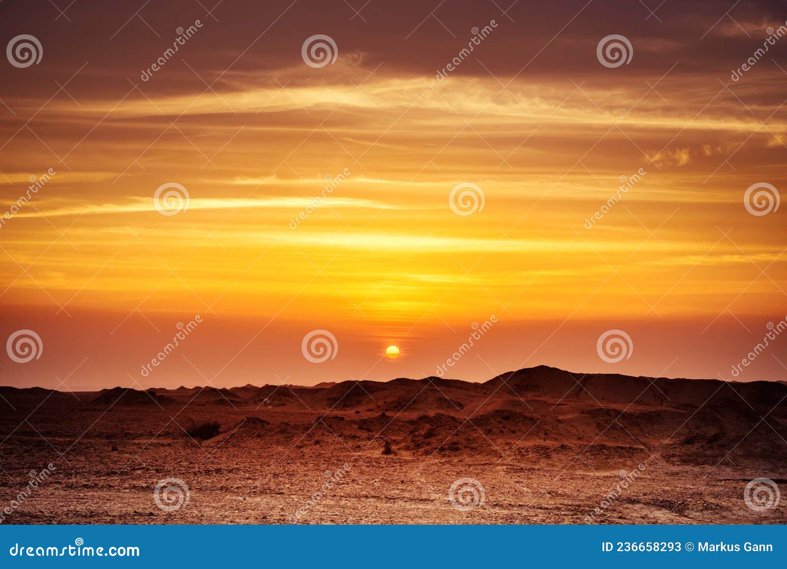 Sunset in the egypt desert stock image. Image of extreme - 236658293