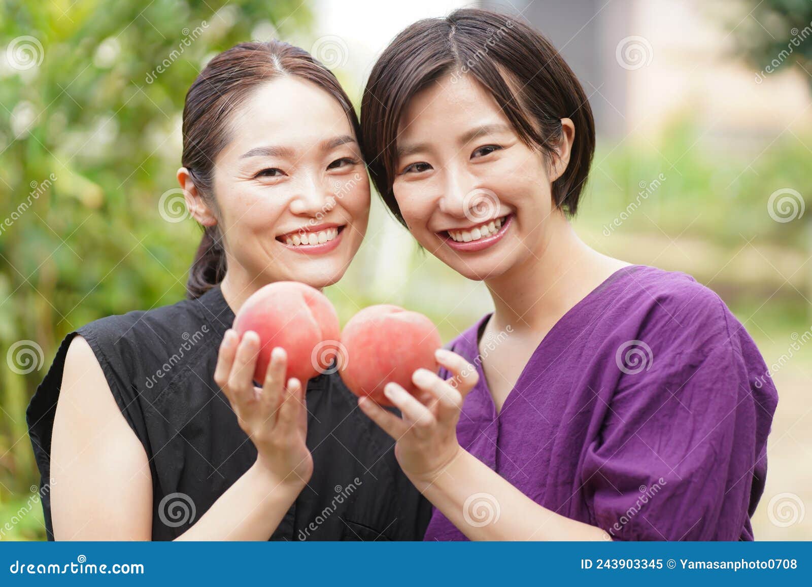 Woman with peach stock image. Image of outdoor, experience - 243903345