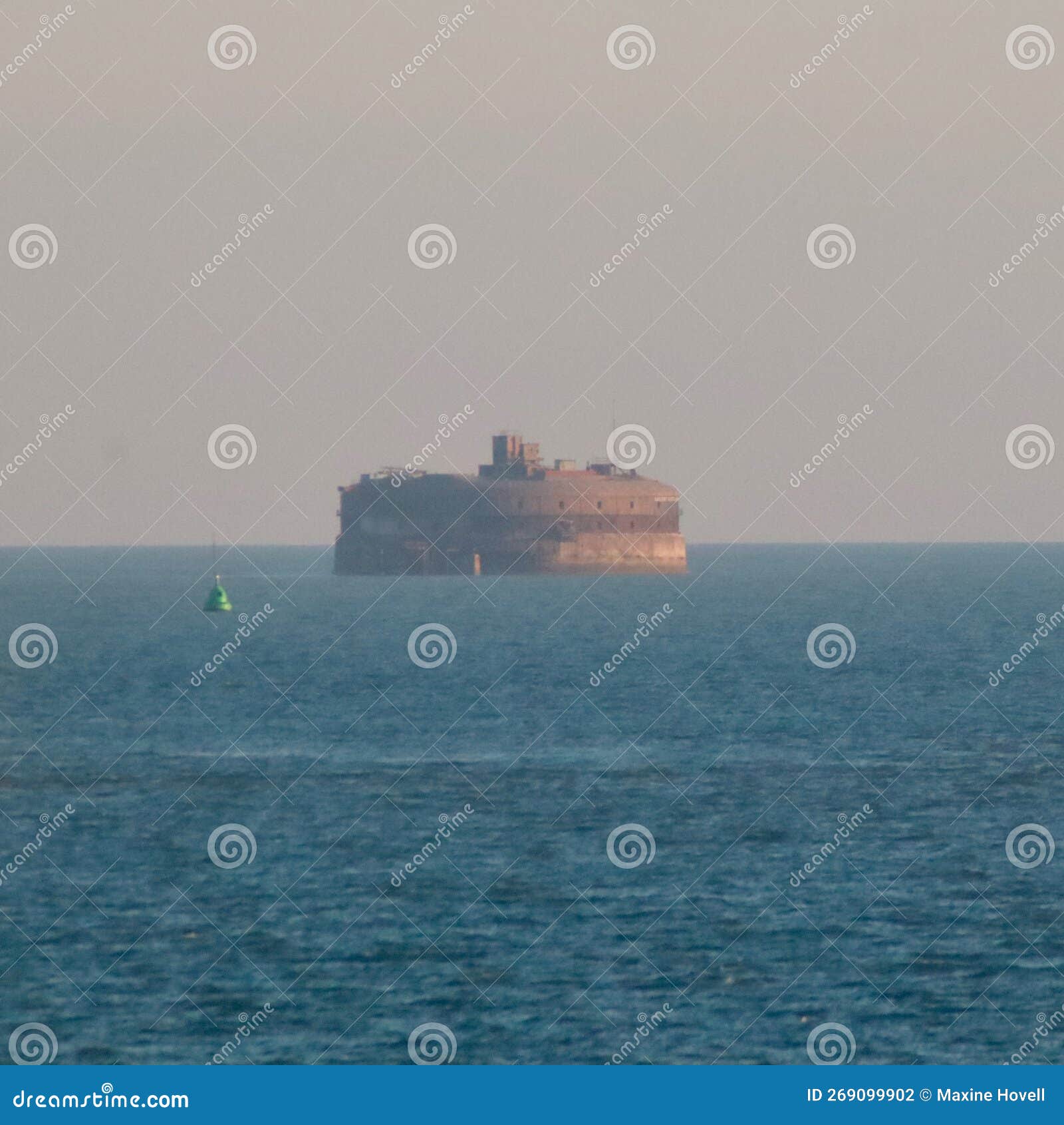 Fort in the Solent stock photo. Image of historic, harbor - 269099902