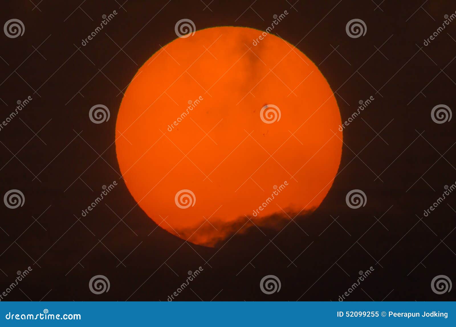 Imagem Real Do Sol Com Um Grupo Grande Da Mancha Solar Imagem de Stock ...