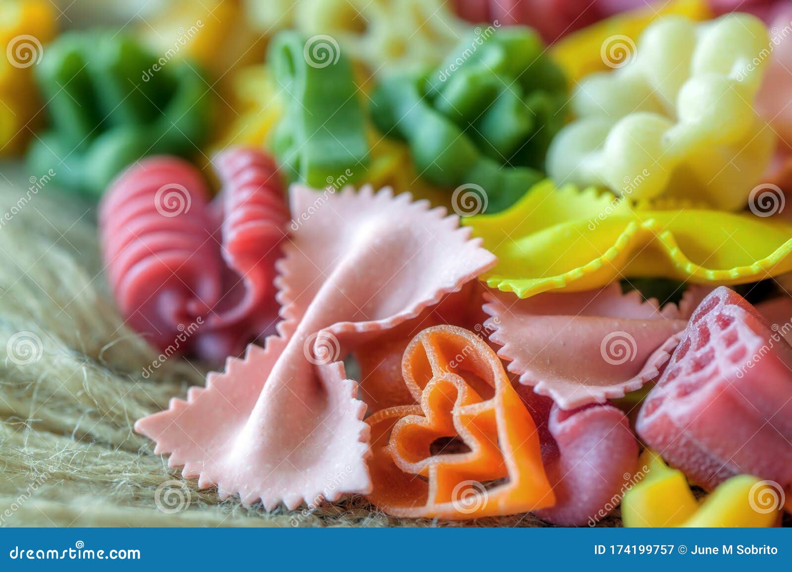 Fun pasta shapes - italiaport