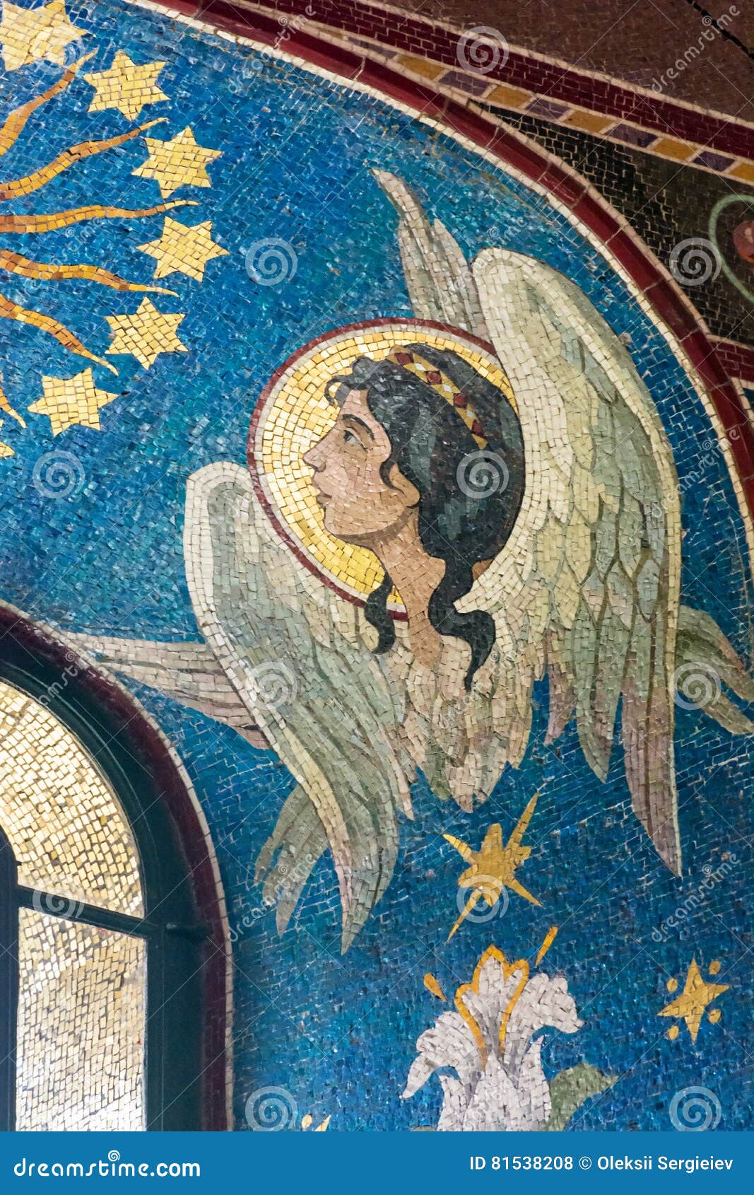 Immagine Di Angelo in Una Finestra Fotografia Stock Editoriale ...