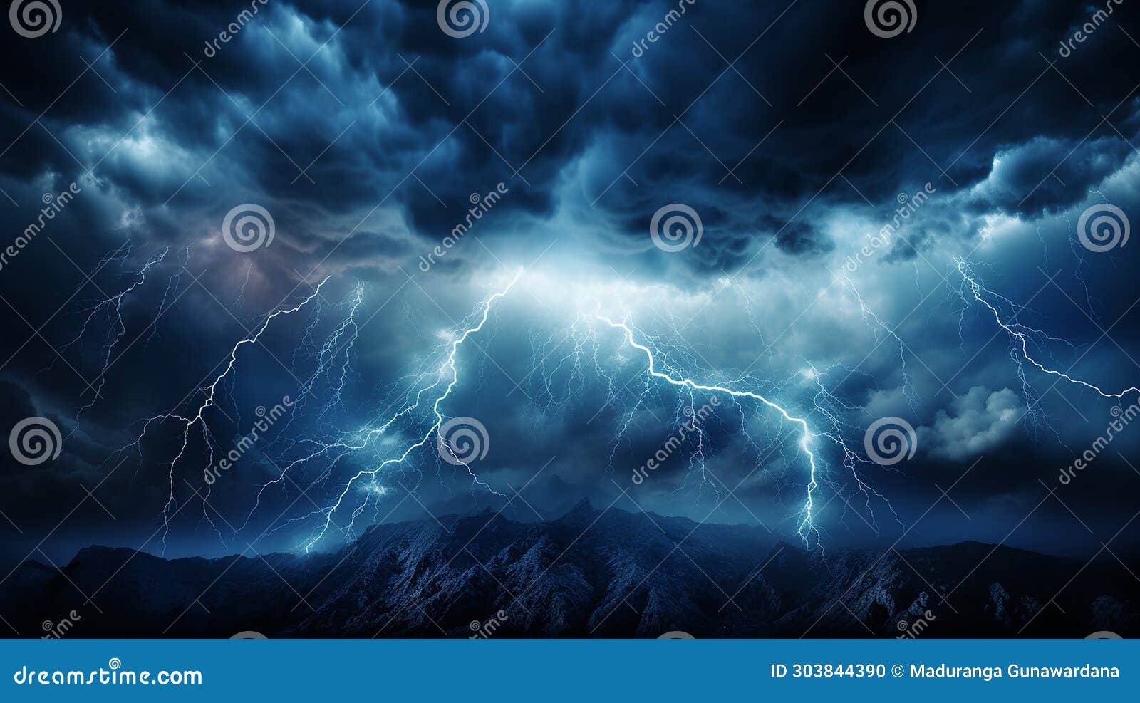 Dramatic Lightning Sky: Captivating Stormy Atmosphere for Stunning ...