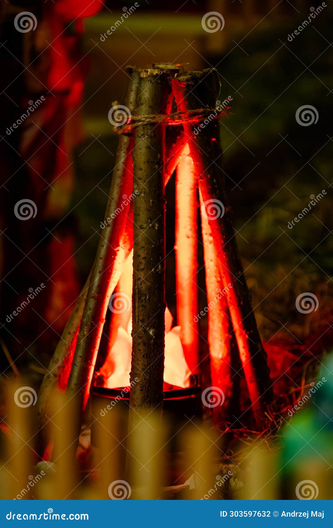 Radiant Elegance: Captivating Flame-Shaped Lamp Illuminating the Night ...