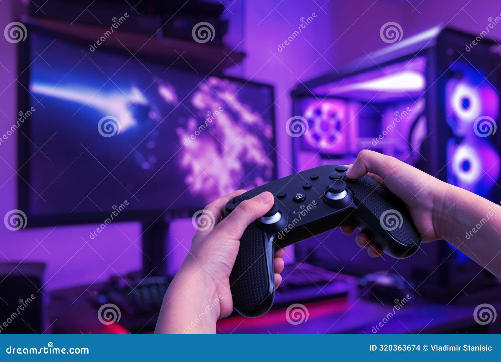 Immersive Gaming Setup: Triple Monitor Display With Ambient Lighting ...