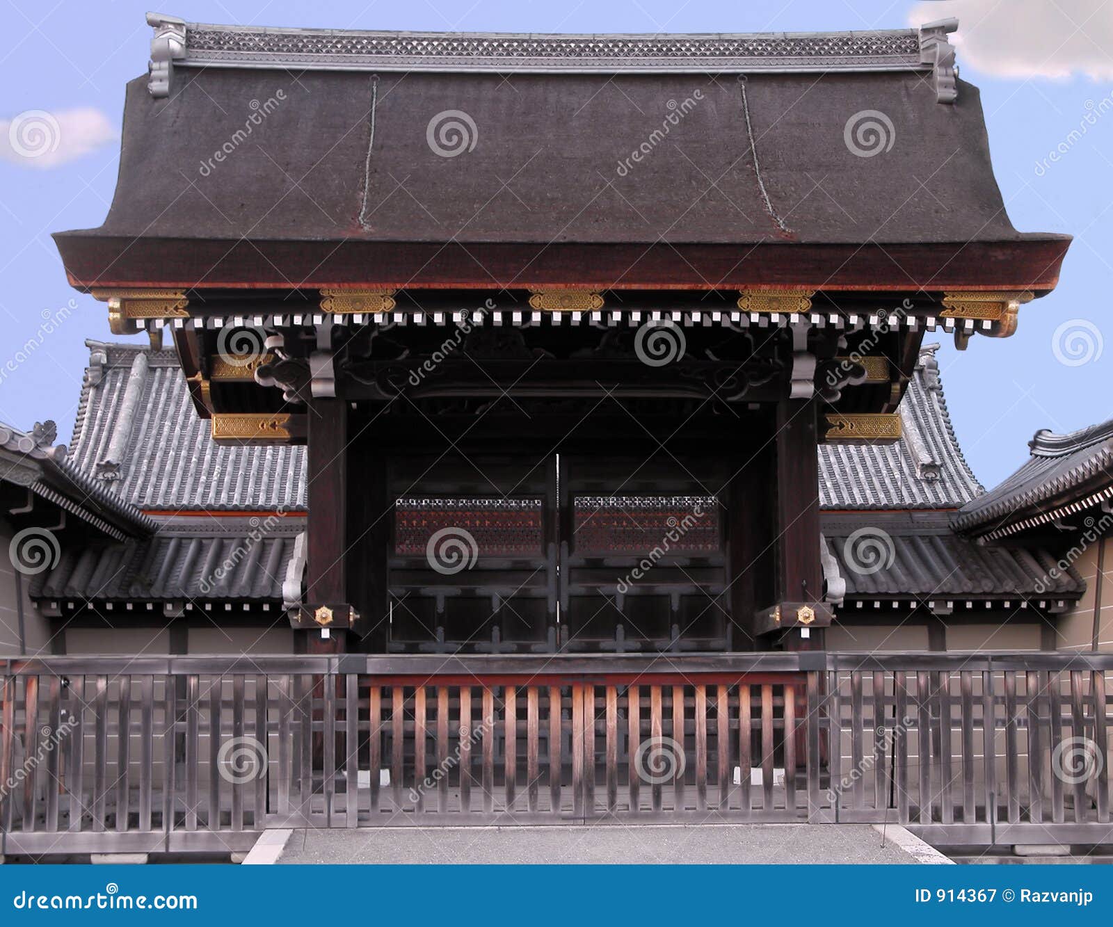 Imperial gate stock image. Image of japan, oriental, asia - 914367