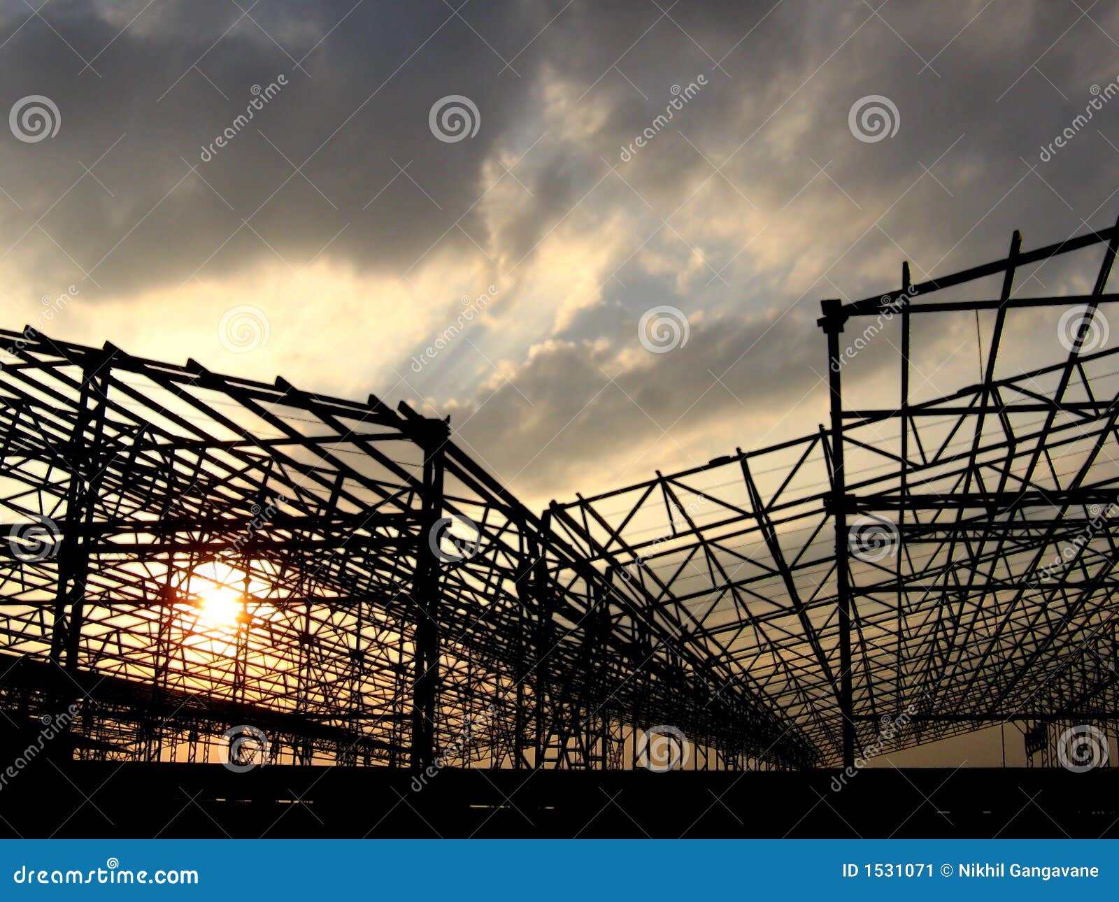 Implantation industrielle image stock. Image du construction - 1531071
