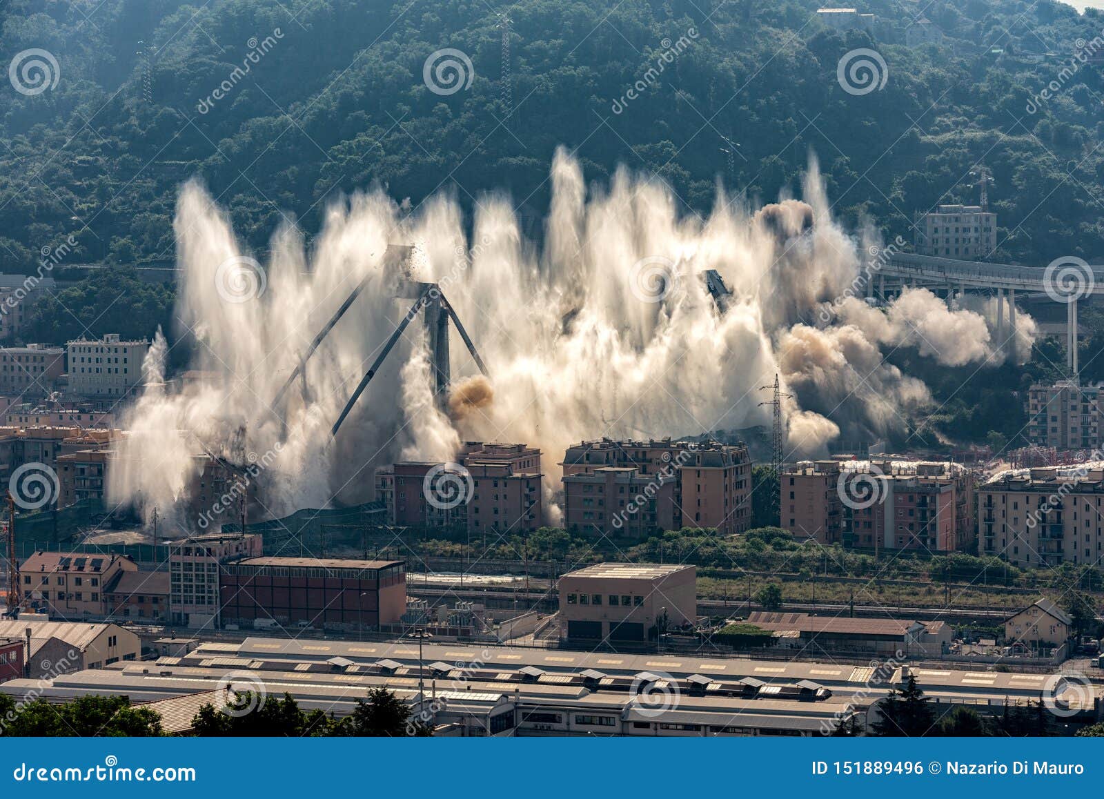 Morandi Bridge...the Fall of the Giant Editorial Photo - Image of ...