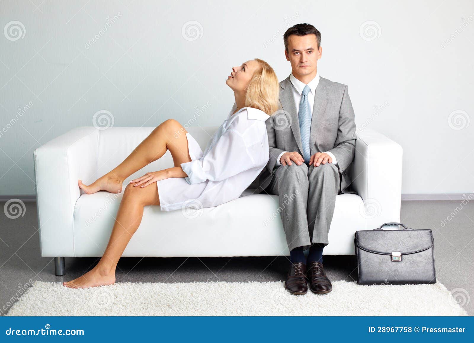 Incómodo foto de archivo. Imagen de empresario, marido - 28967758