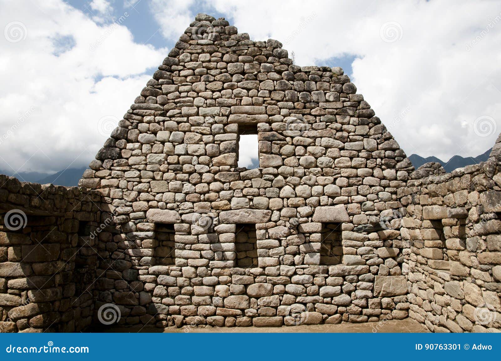 Inca Stone Bricks Construction - Machu Picchu - Peru Imagem de Stock ...