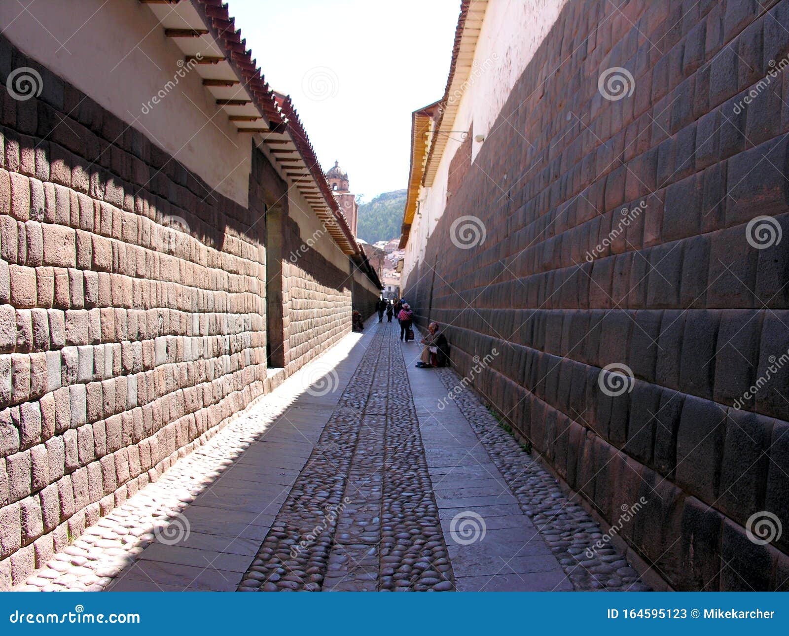 Inca walls in cusco editorial stock photo. Image of cityscape - 164595123