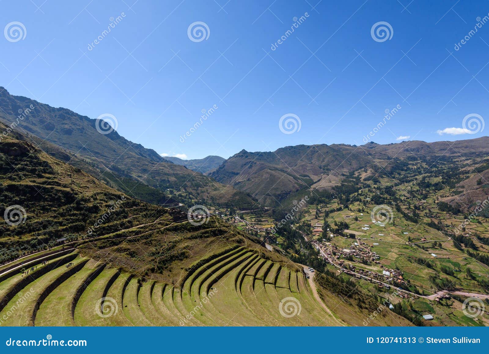 Incan Ruins at Pisac, Peru stock image. Image of ruin - 120741313