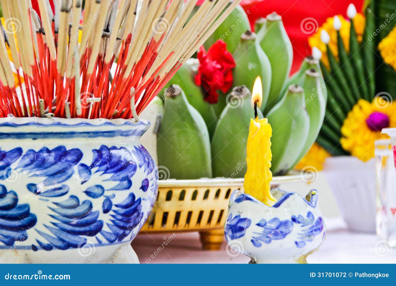 Incense Pot AndCandles Burning Stock Photo - Image of calm, asia: 31701072