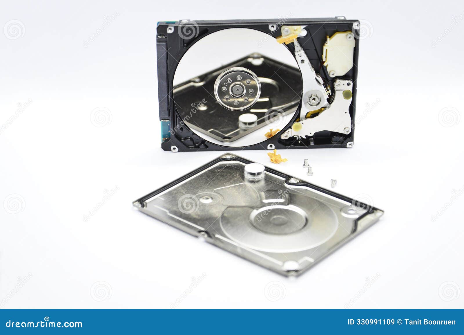2.5-inch Spinning Disk Type Hard Drive Images are Still Commonly Used ...