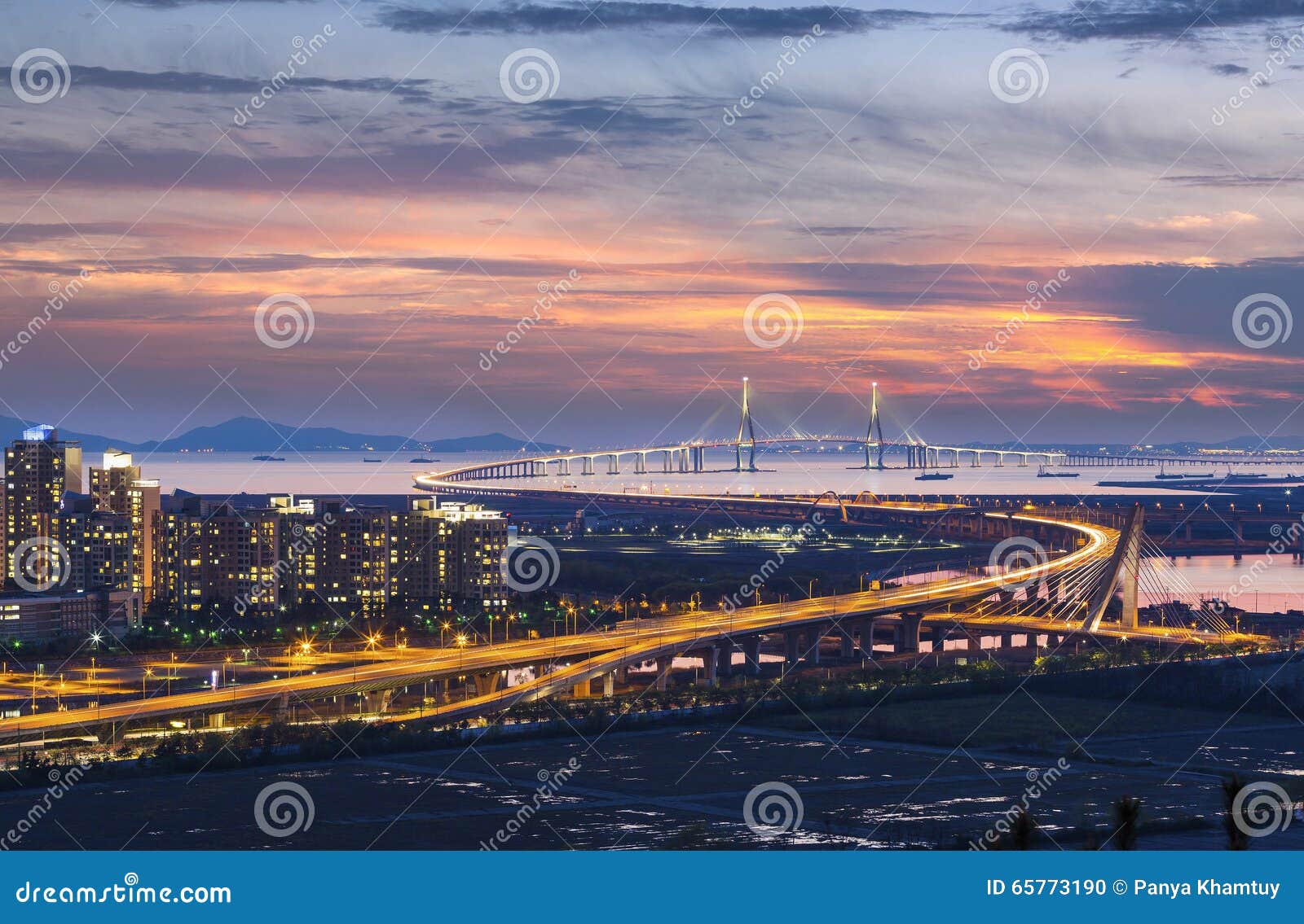 Incheon bridge at Sunset stock photo. Image of construction - 65773190