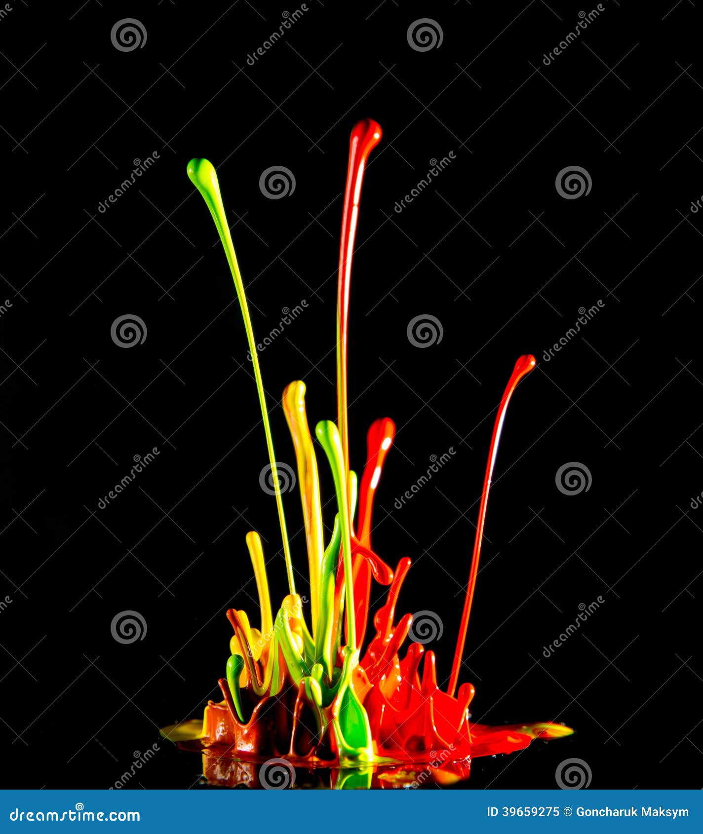 Inchiostri in acqua immagine stock. Immagine di disegno - 39659275