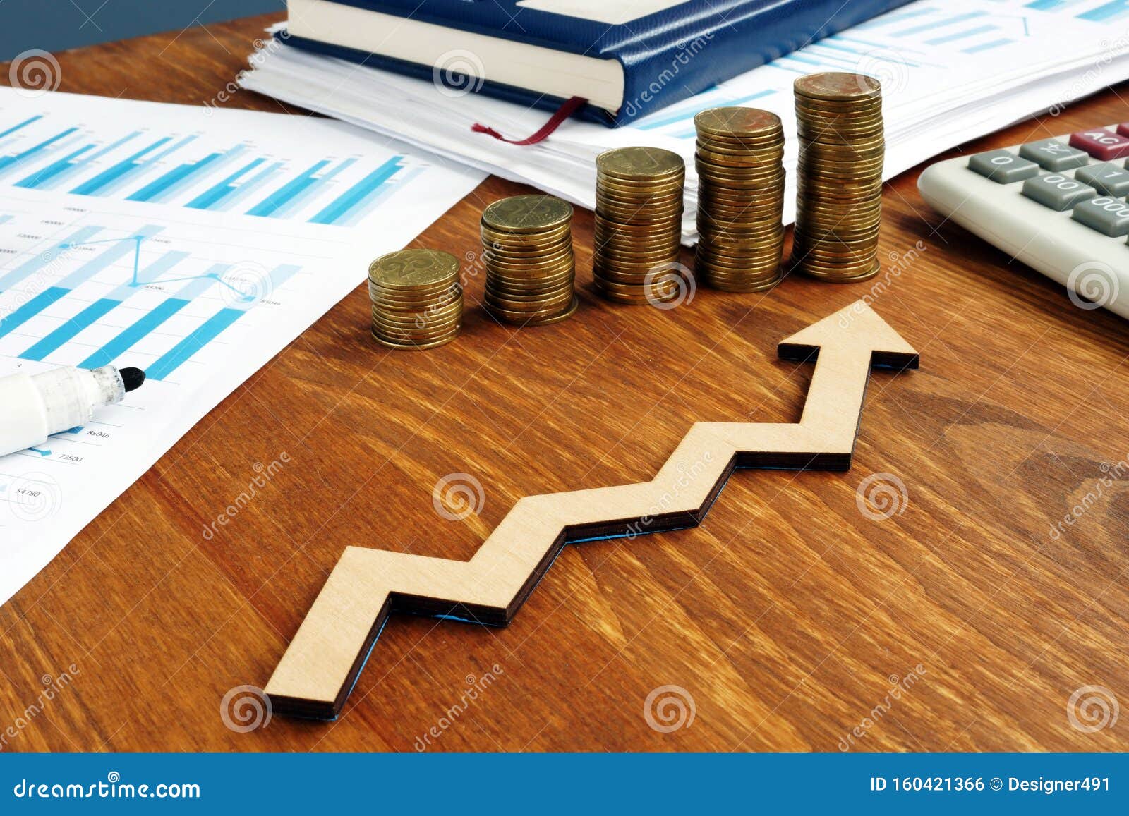 Increasing Arrow and Stack of Money As Financial Saving Rising. Stock ...