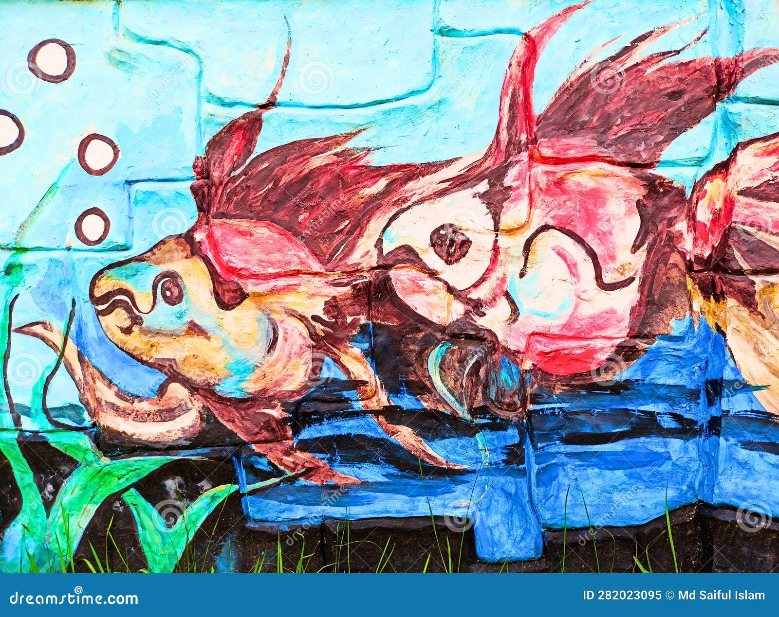 Incredible Two Fish Wall Paintings Editorial Image - Image of ...