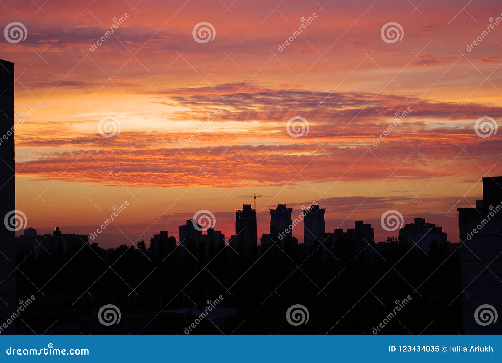 Incredibly Beautiful Red Sunset in the City Stock Image - Image of ...