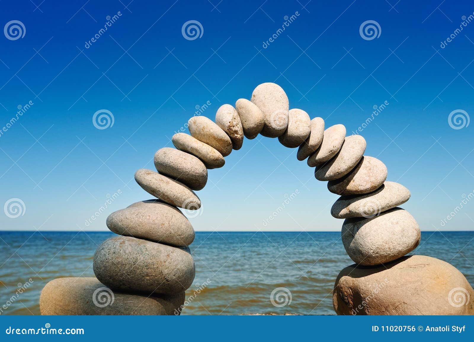 Incurvation photo stock. Image du empilé, océan, extérieur - 11020756