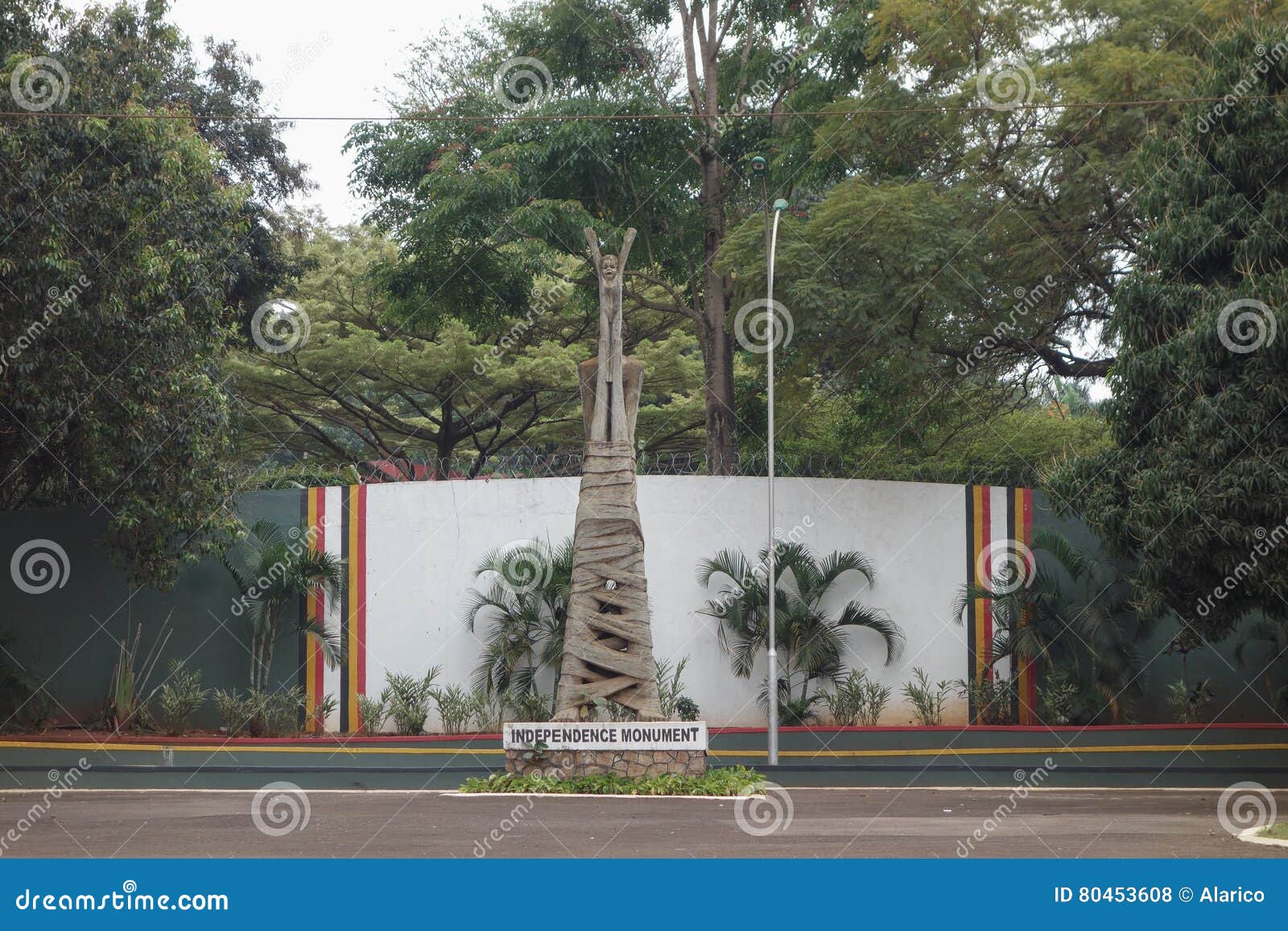 Independence Monument in Kampala Editorial Stock Photo - Image of city ...