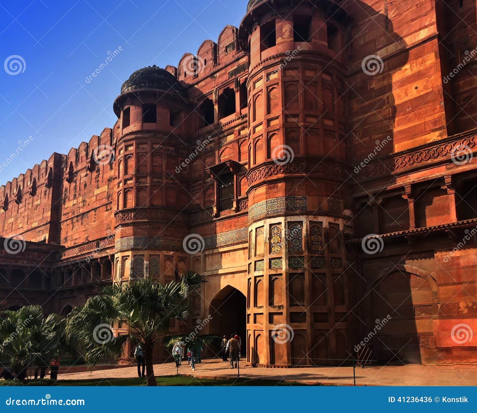 India. Agra. Red fort editorial photo. Image of entrance - 41236436
