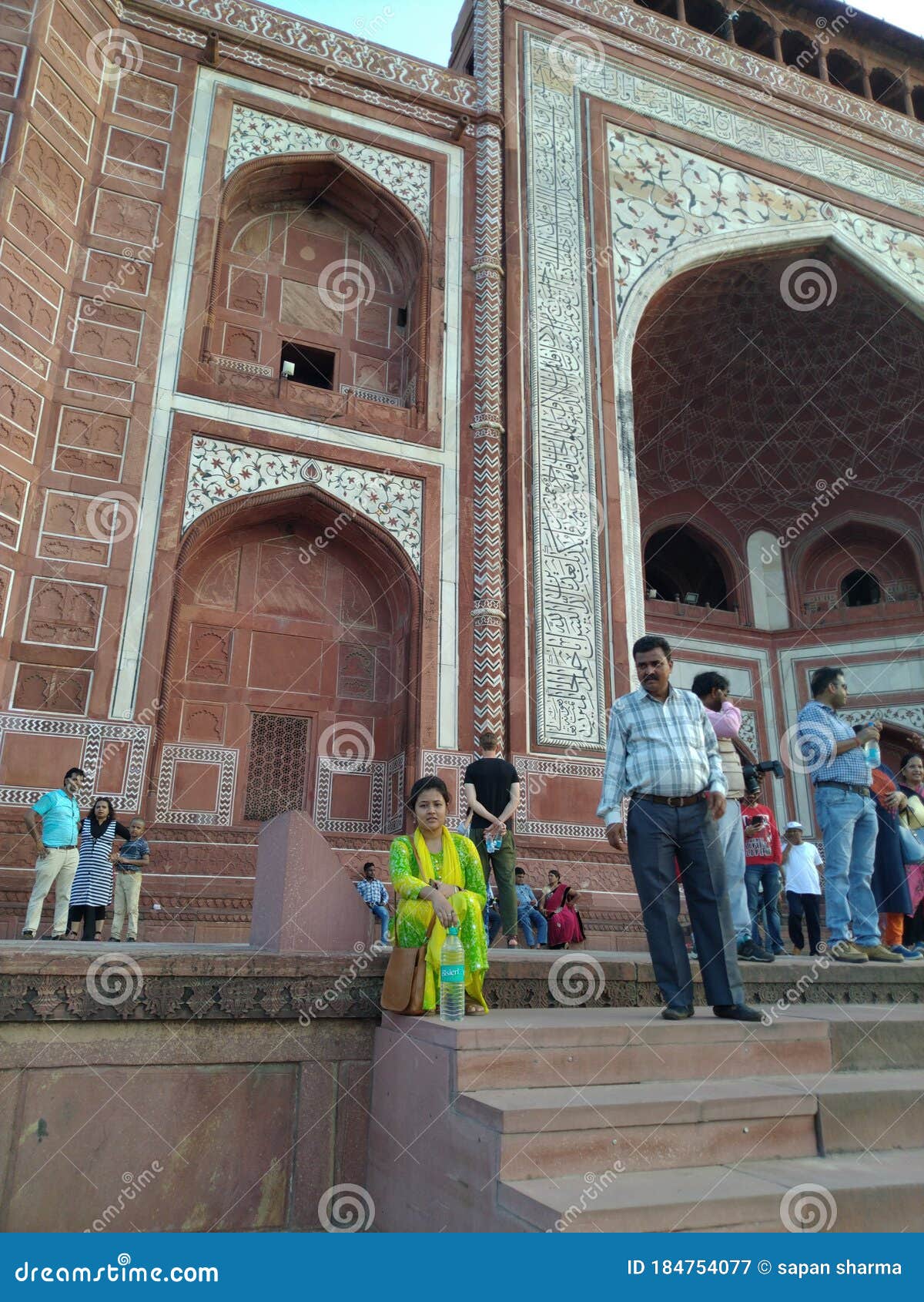 India big darwaja editorial photography. Image of person - 184754077