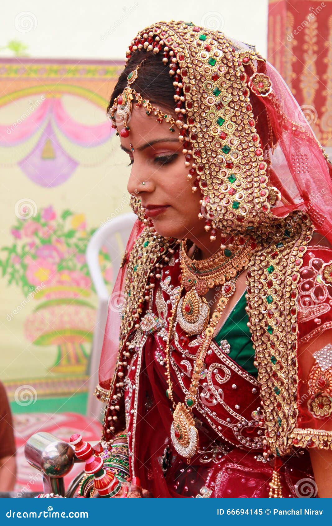 India bride - India editorial image. Image of hangout - 66694145