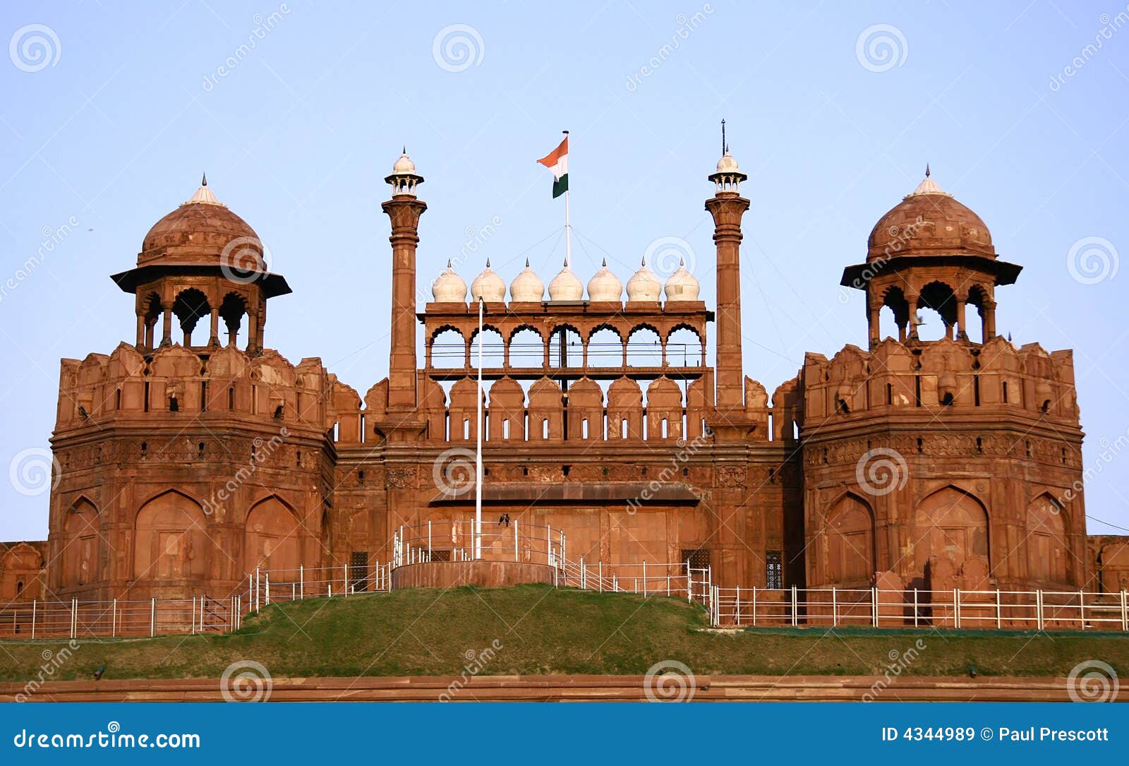 India Gate in the Evening Sky, Delhi Stock Image - Image of color ...