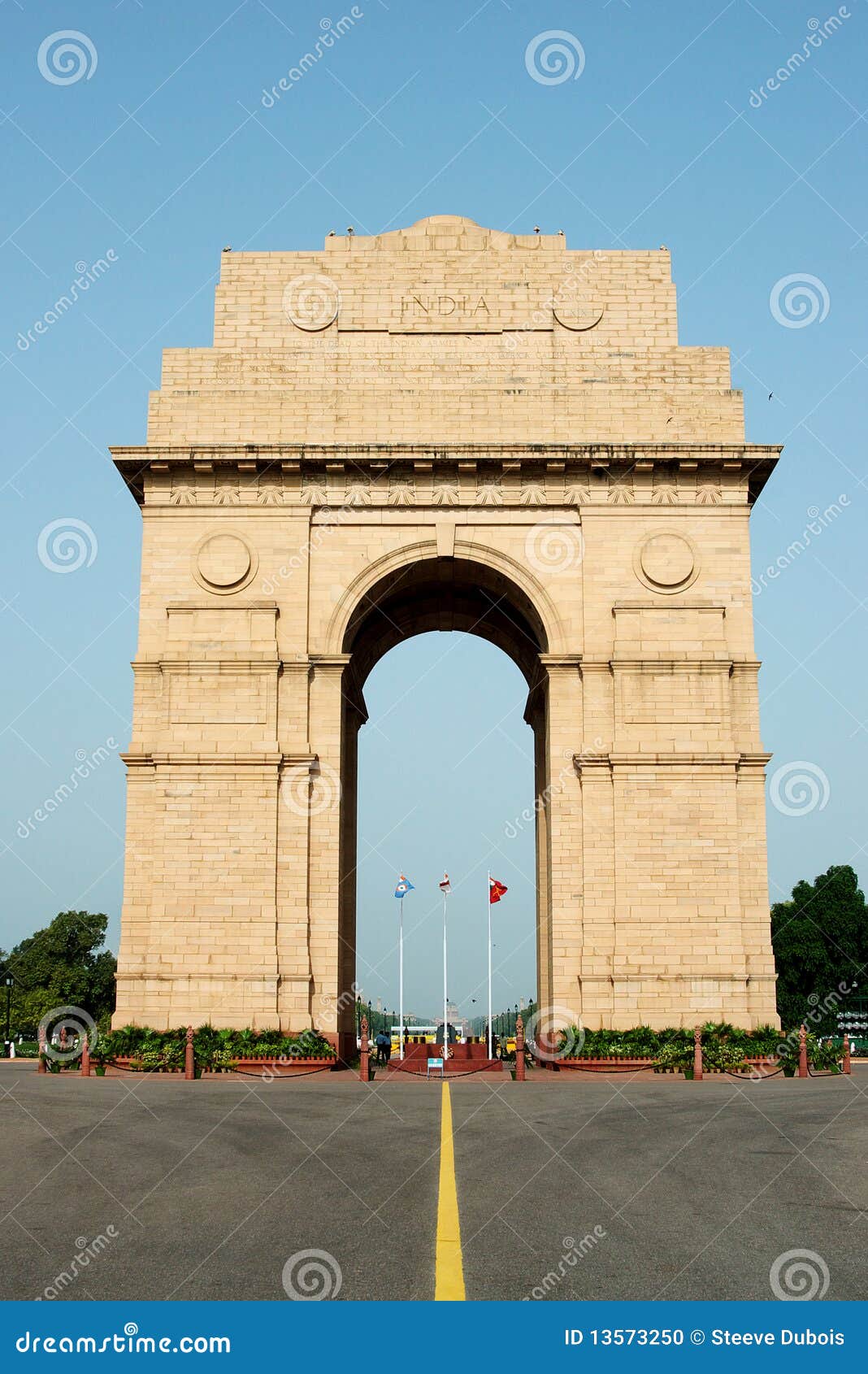 The India Gate Monument, New Delhi, India Stock Photo - Image of ...