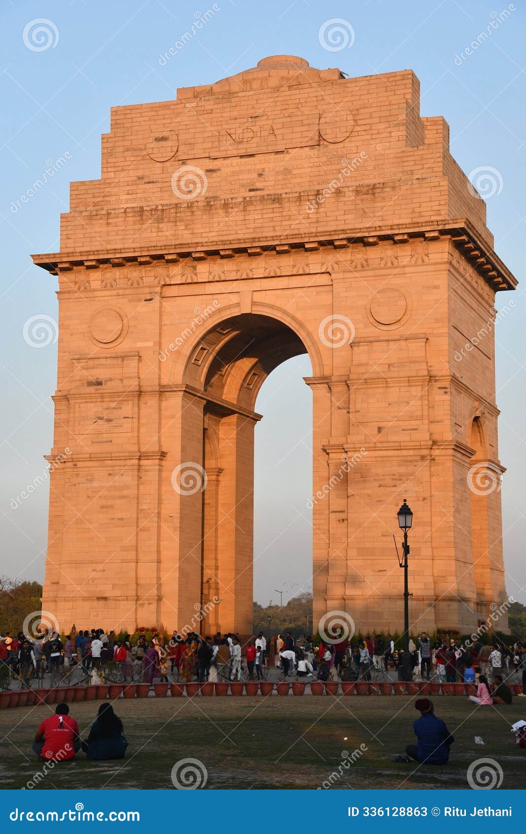 India Gate in New Delhi, India Editorial Stock Photo - Image of ancient ...