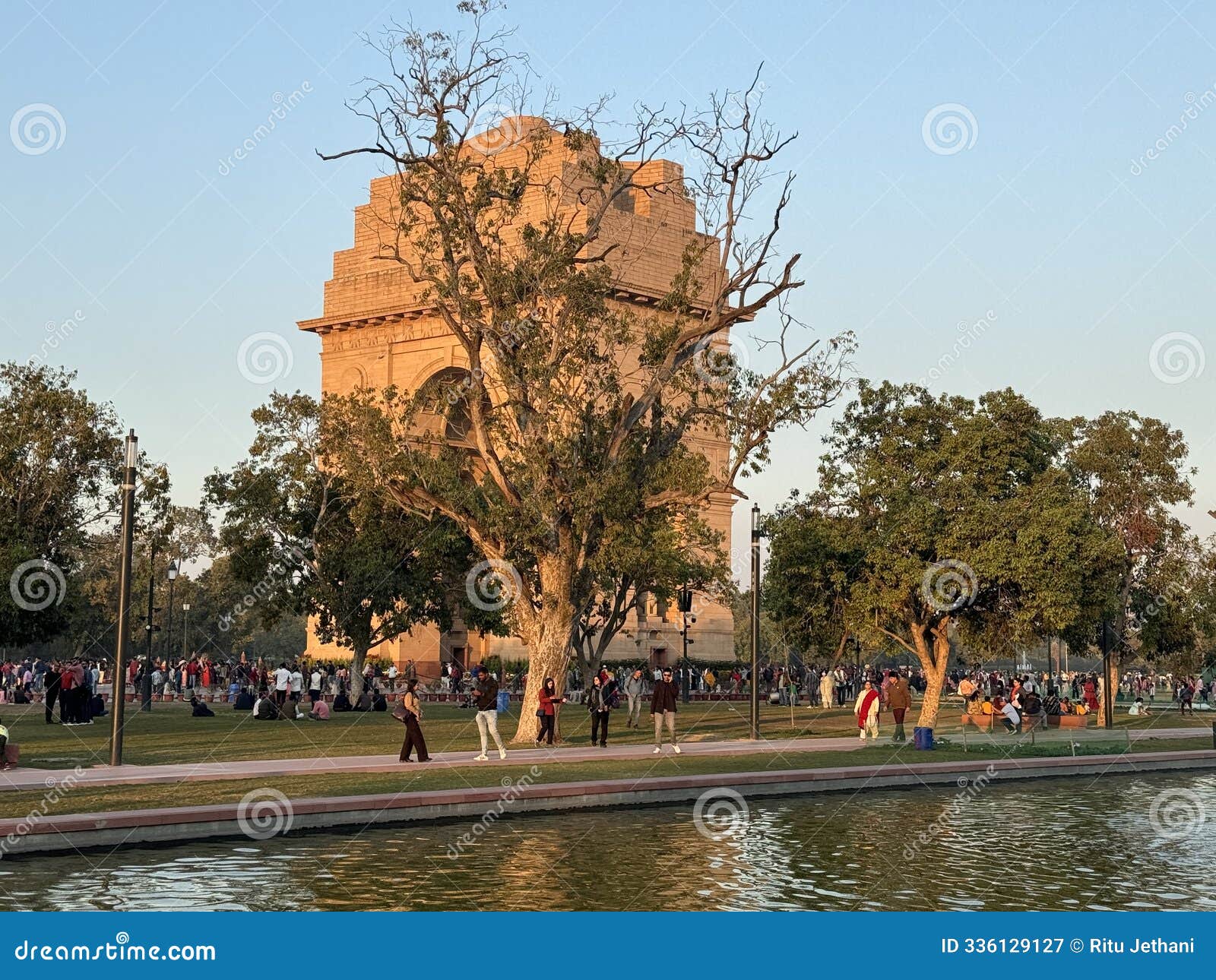 India Gate in New Delhi, India Editorial Photography - Image of ...