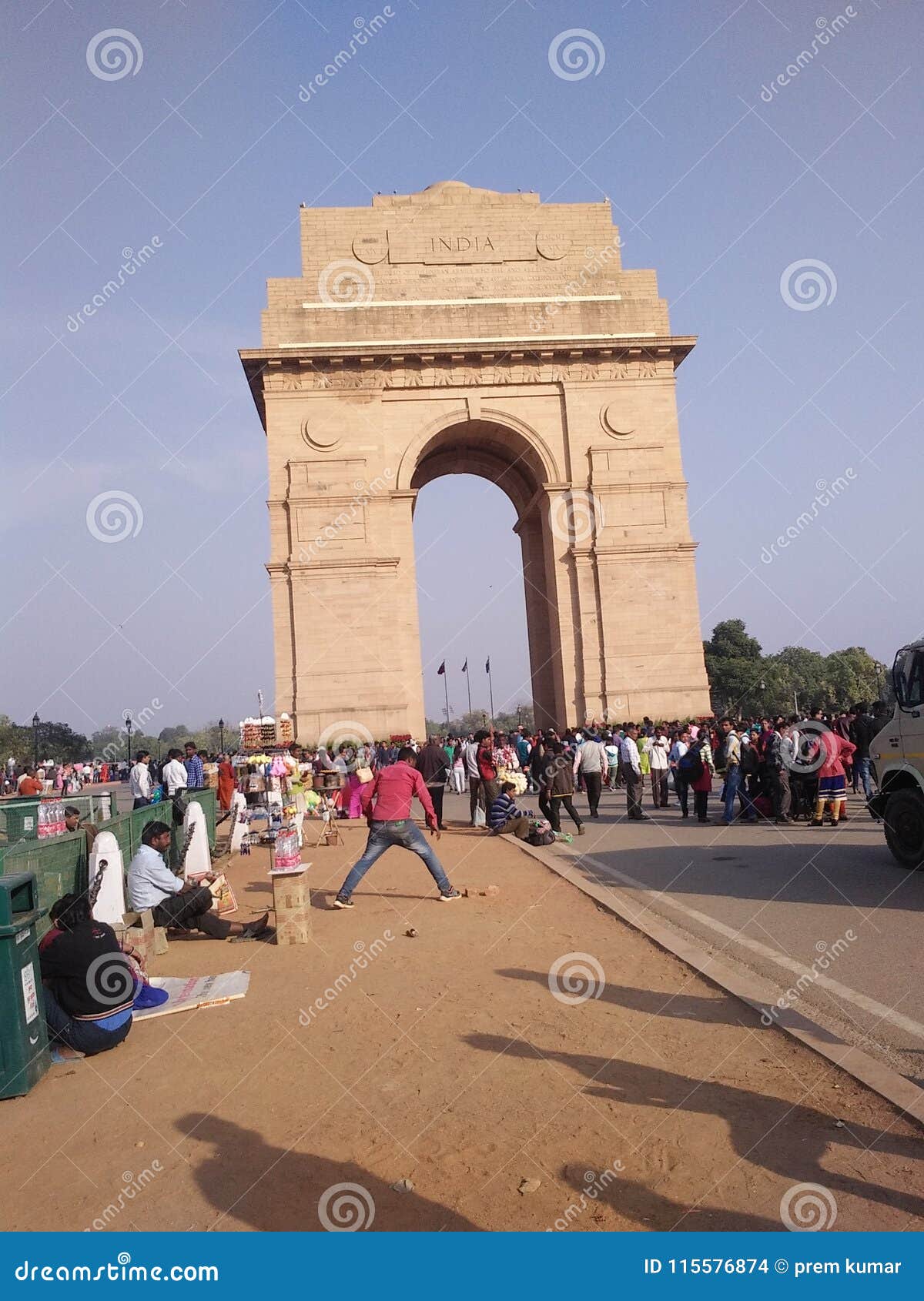 India gate editorial stock image. Image of gate, place - 115576874