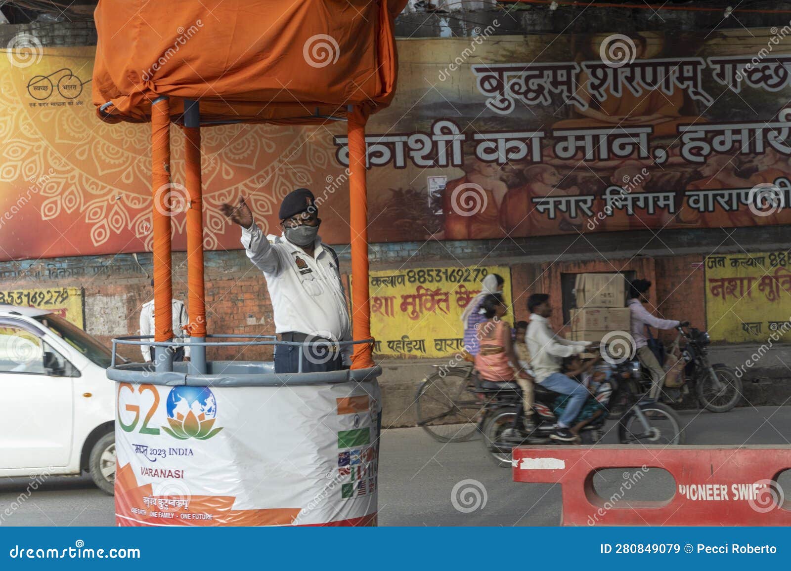 India March 30 2023 Traffic Controller at Work in the Middle of Traffic ...