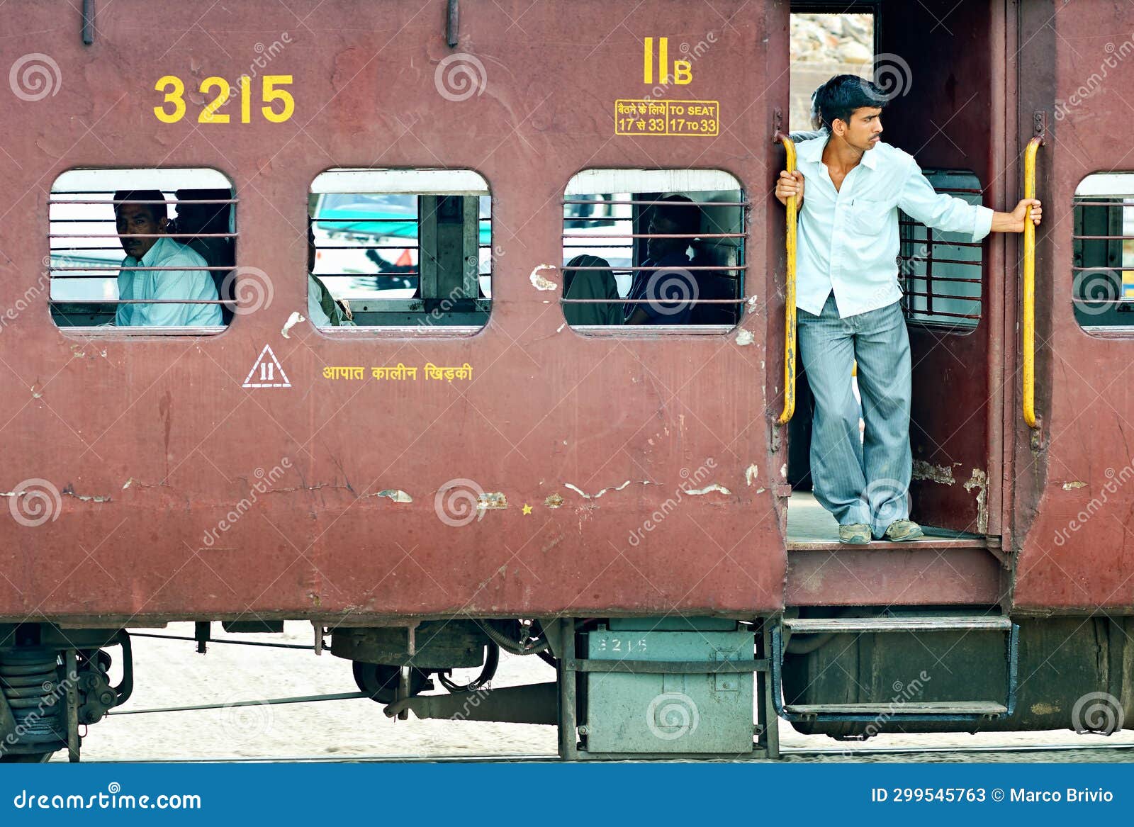 India Rajasthan. Passengers on a Third Class Train Editorial Stock ...