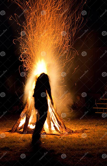 Indian and Bonfire stock image. Image of authentic, aboriginal - 19817993