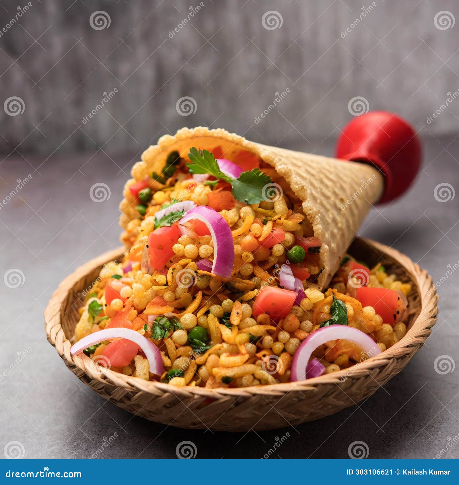 Indian Breakfast Bhel Puri Snacks Stock Image - Image of onion, spicy ...