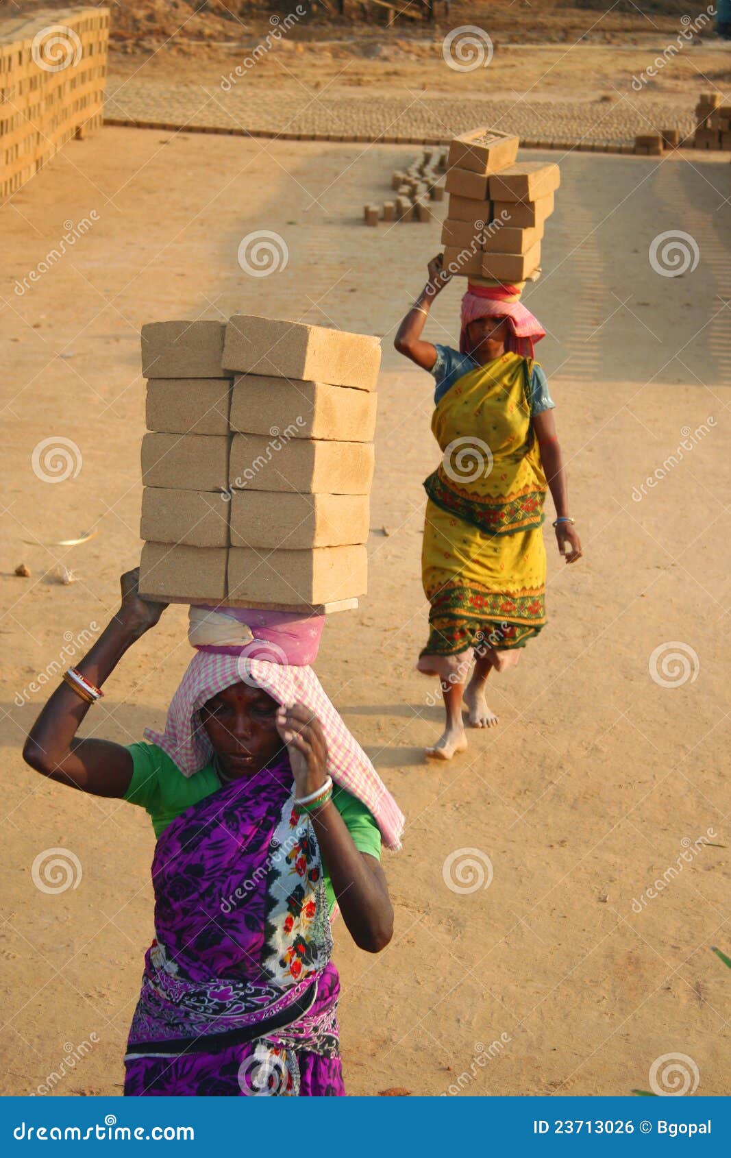 Indian brick field labor editorial photo. Image of india - 23713026