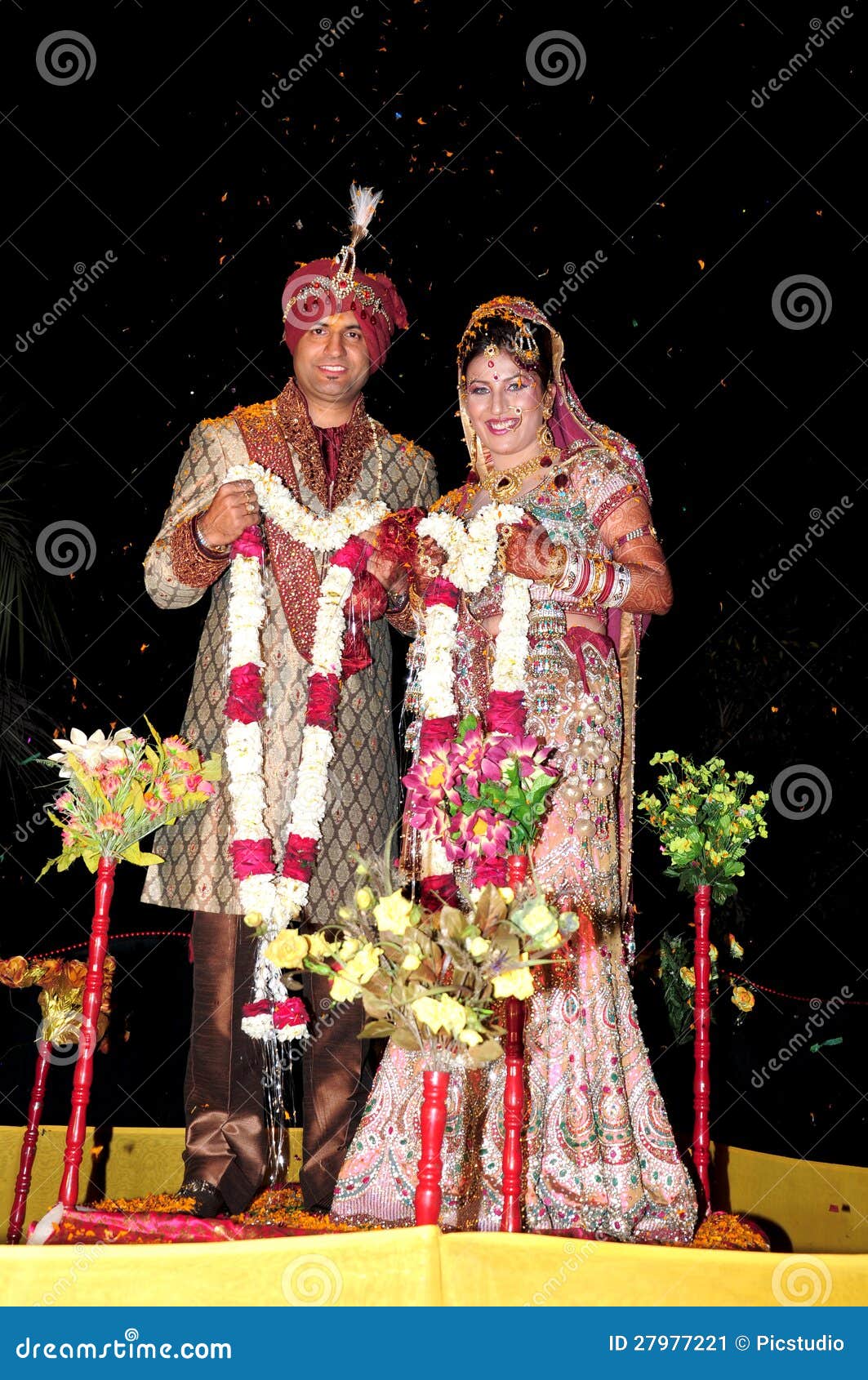 Indian bride and groom stock image. Image of smile, traditional - 27977221