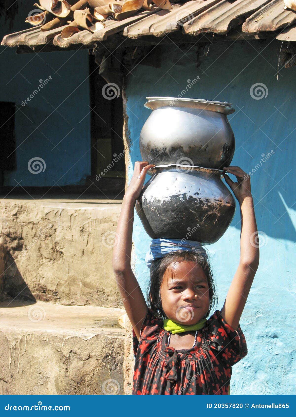 Indian child with pottery editorial image. Image of poverty - 20357820