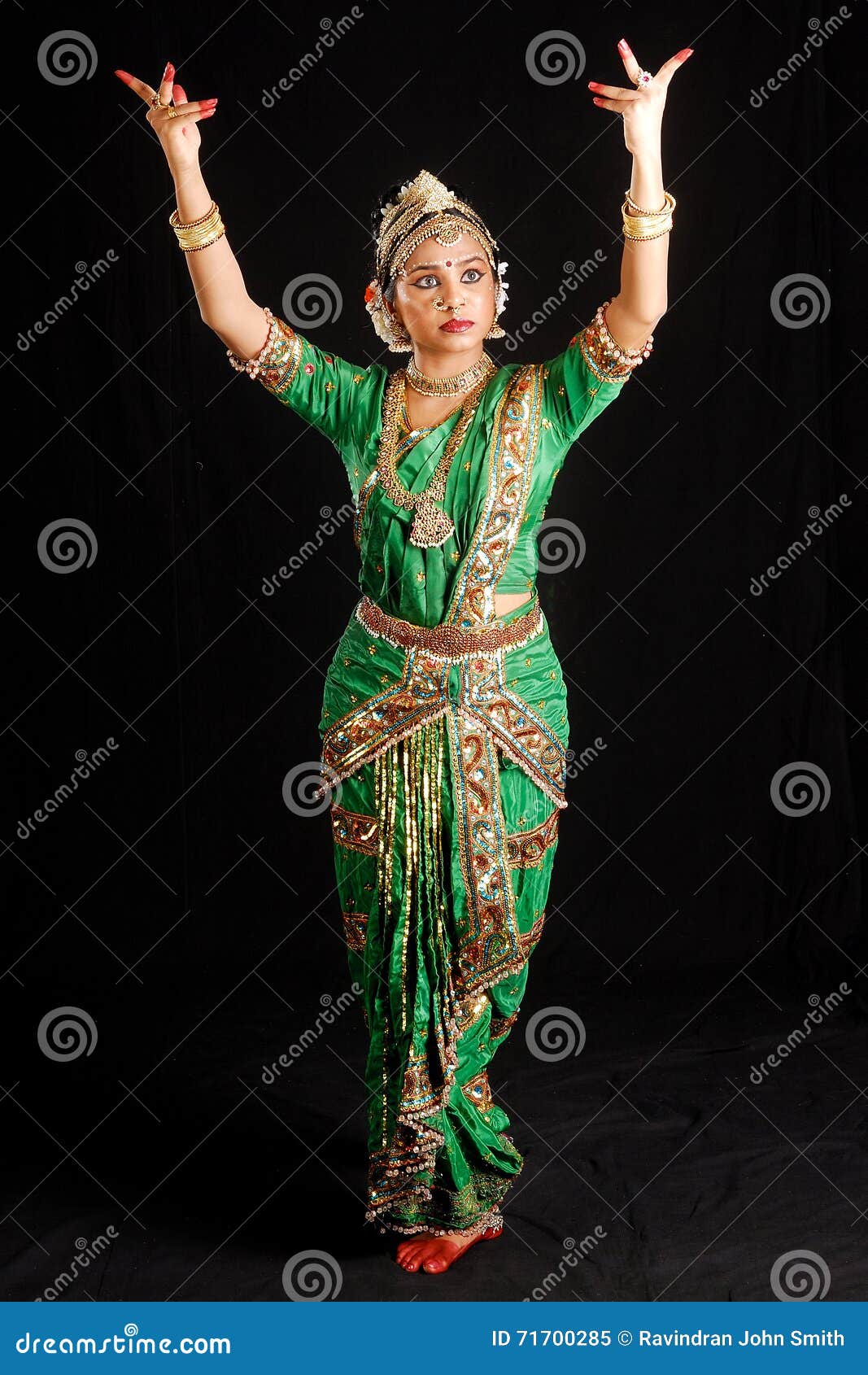 Indian Classical Dance editorial image. Image of sacred - 71700285
