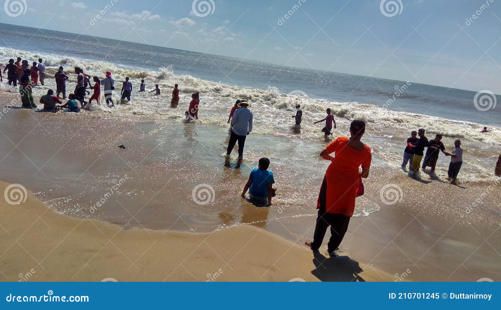 Indian congested sea beach editorial image. Image of indian - 210701245
