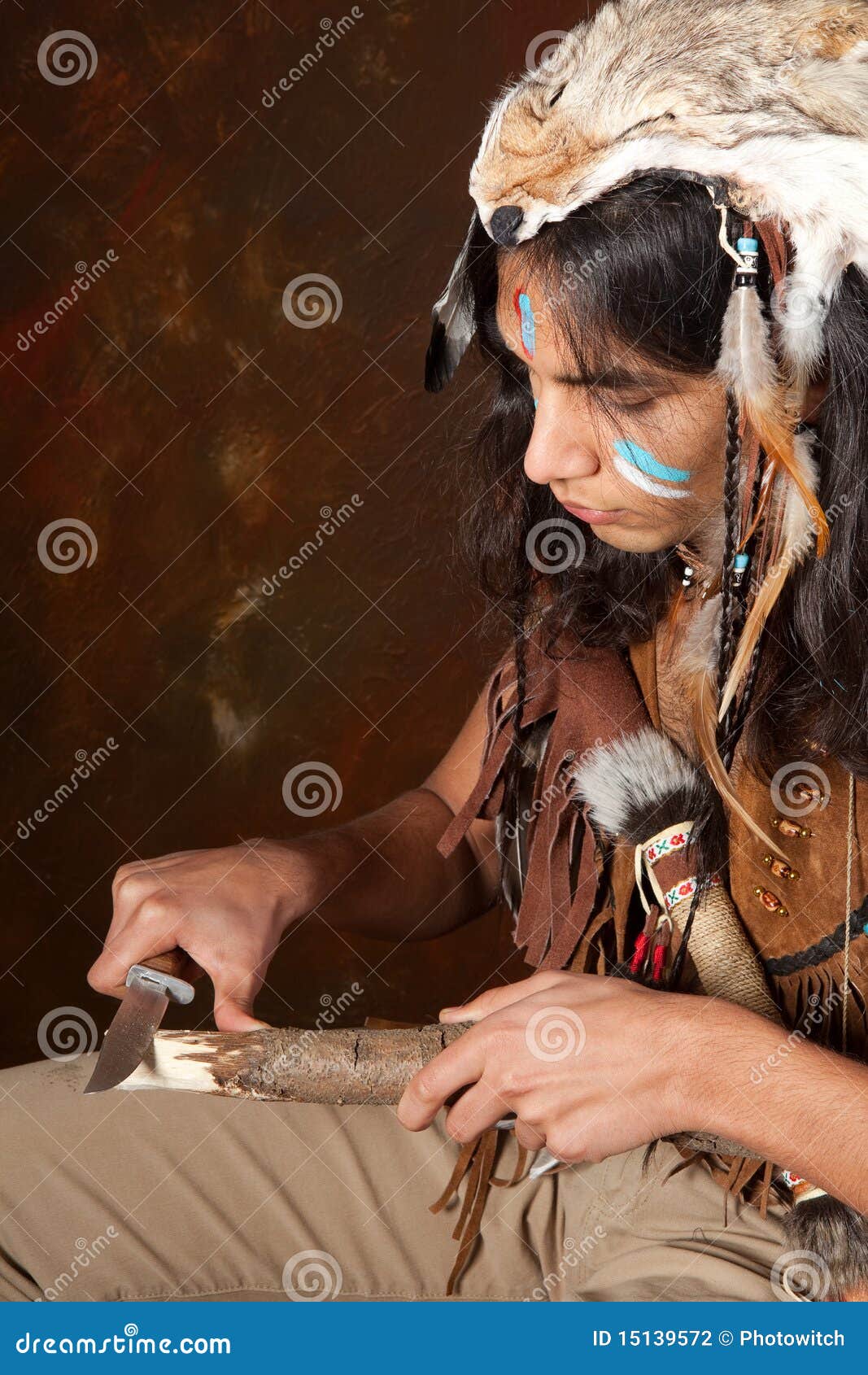 Indian cutting wood stock photo. Image of indigenous - 15139572