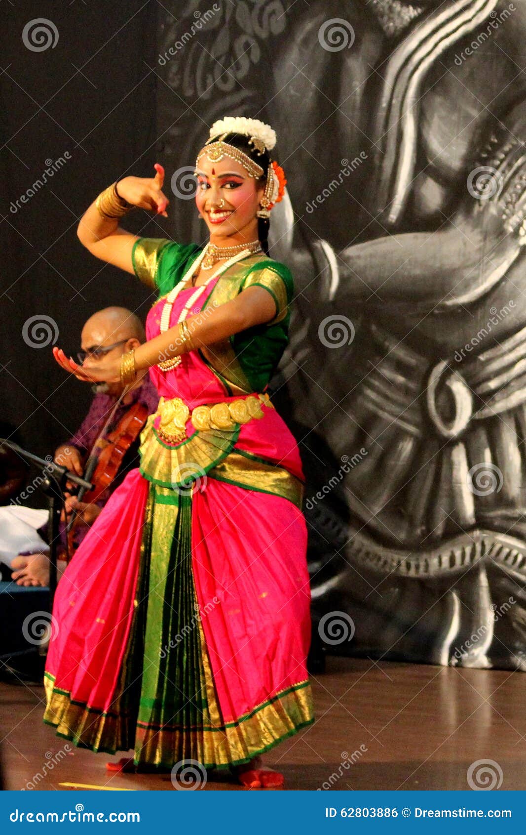 Indian dancer editorial photo. Image of dancer, hindu - 62803886