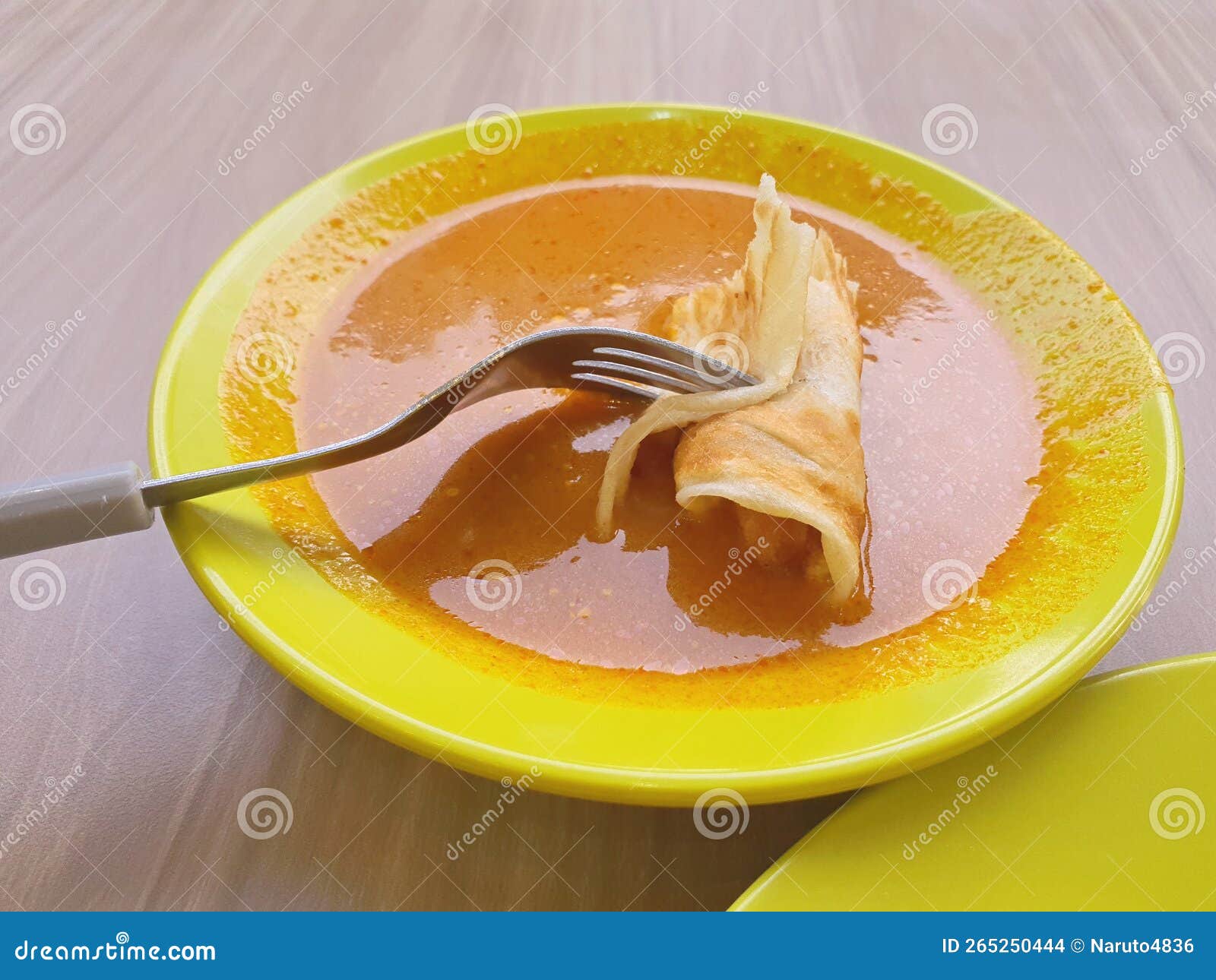 Indian Egg Roti Canai Prata Stock Photo - Image of curry, meat: 265250444